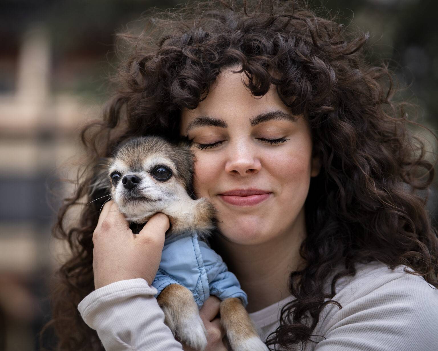 Quantos anos vive um cachorro? Descubra por porte e raça